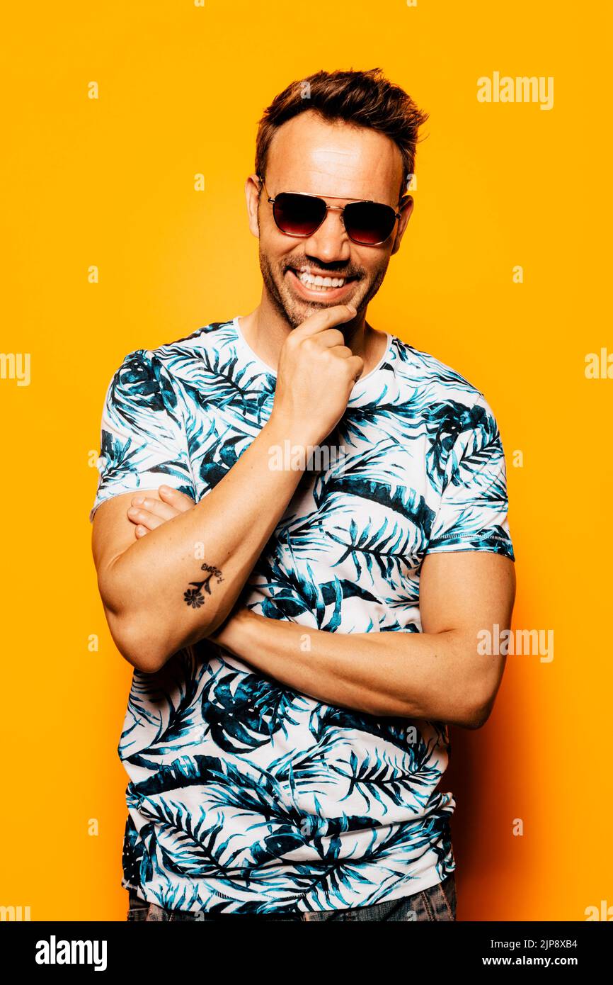Fashion for men summer hi-res stock photography and images - Alamy
