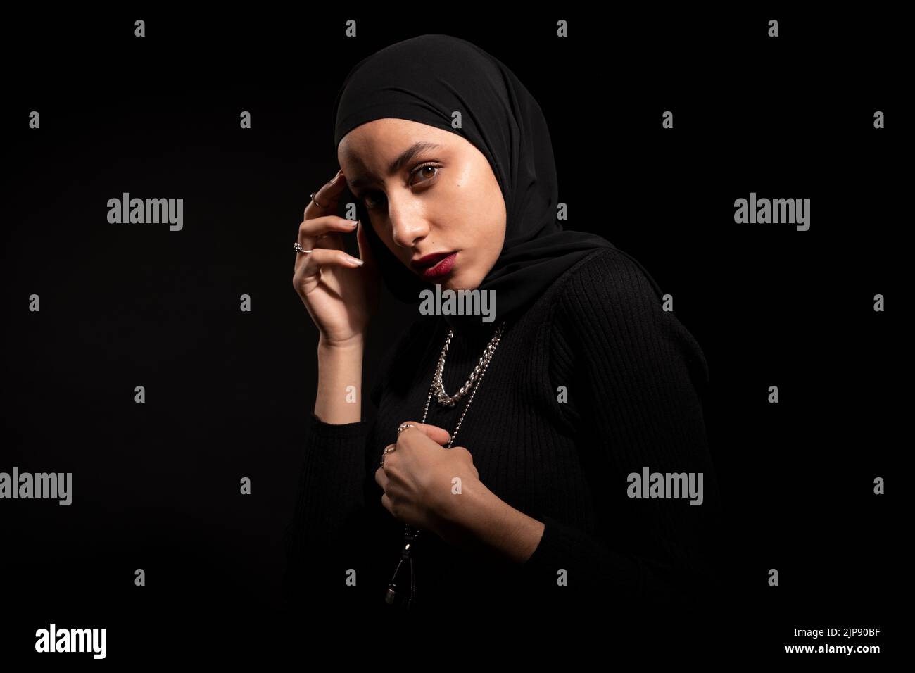 Black female headscarf hi-res stock photography and images - Alamy