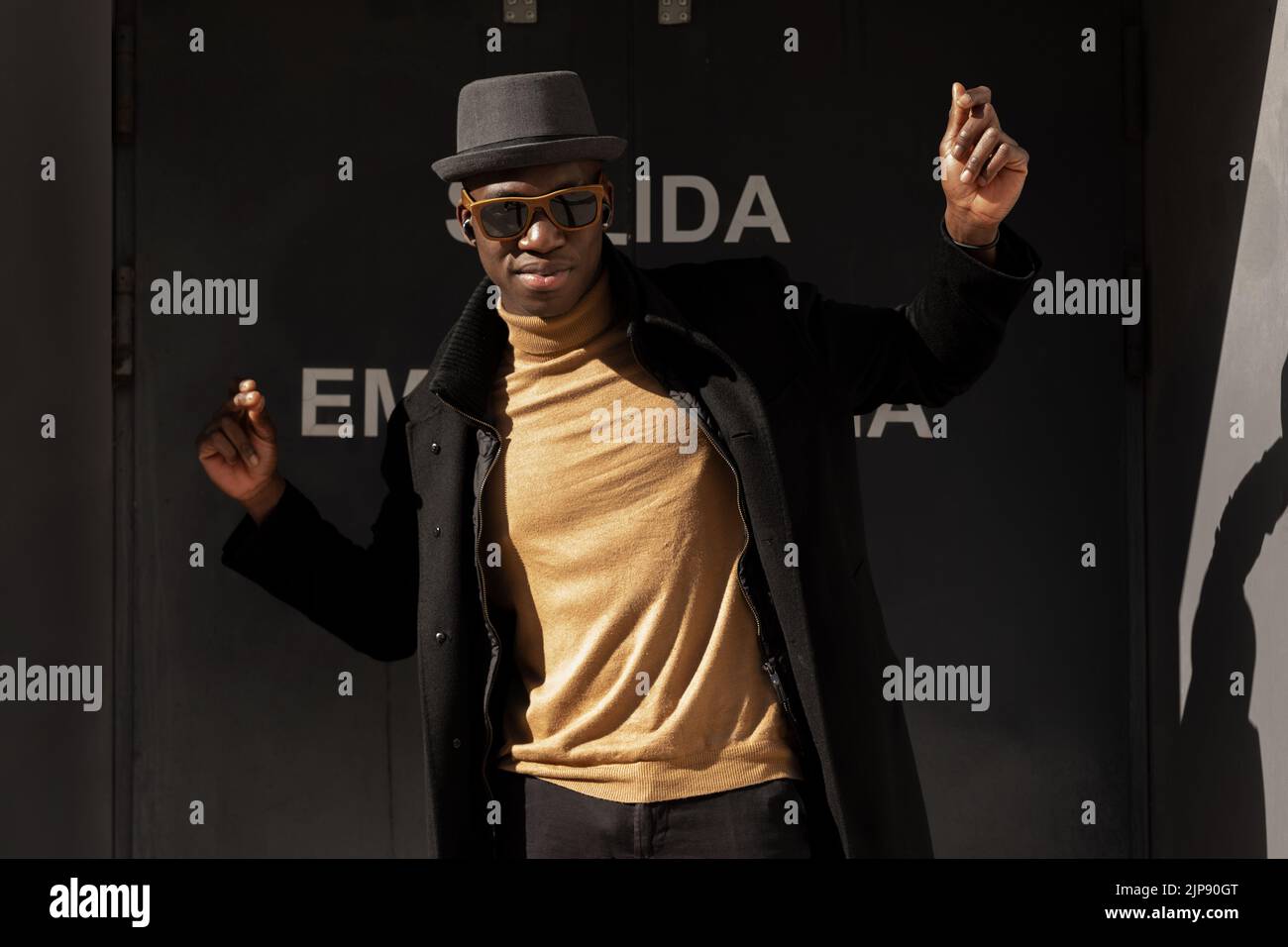 Dancing man wears hi-res stock photography and images - Alamy