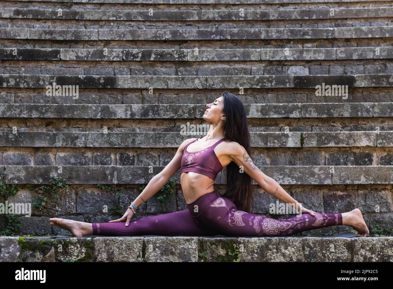 young woman, balancing act, yoga, gymnastics, hanumanasana, outdoor yoga, girl, girls, woman ...