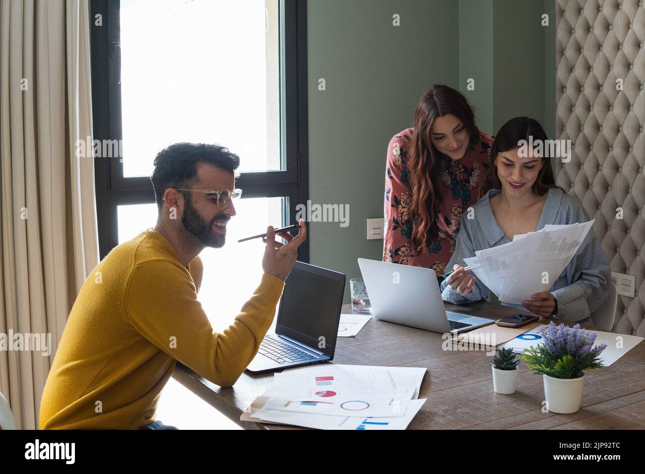 teamwork, workplace, meeting, teamworks, workplaces, workstation ...