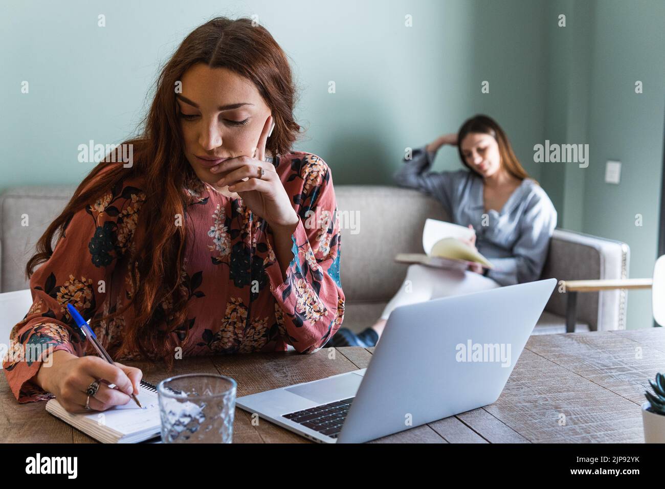 home, writing, students, homes, student Stock Photo - Alamy