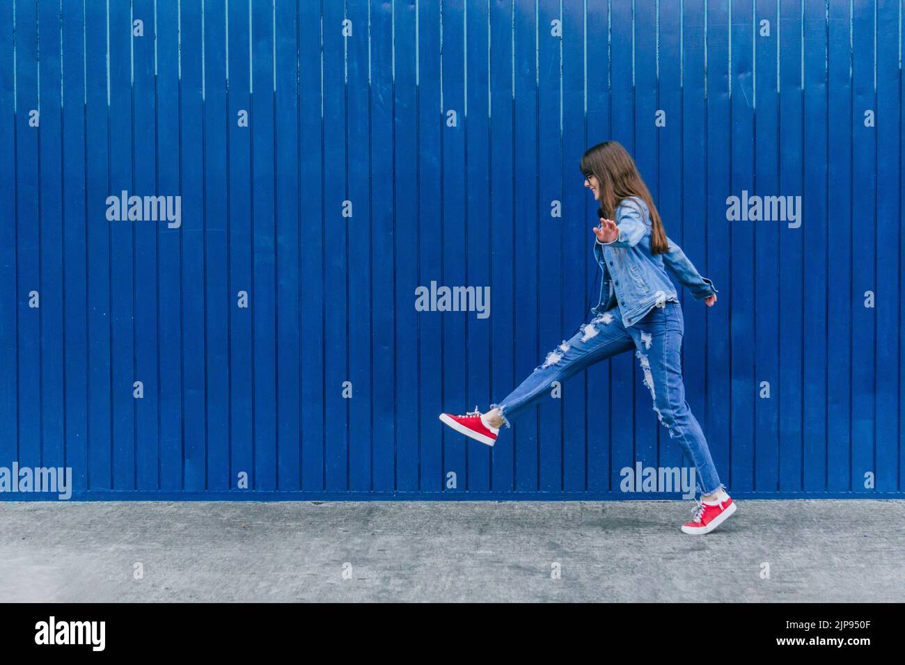 young woman, walk, motion, girl, girls, woman, young women, walks ...
