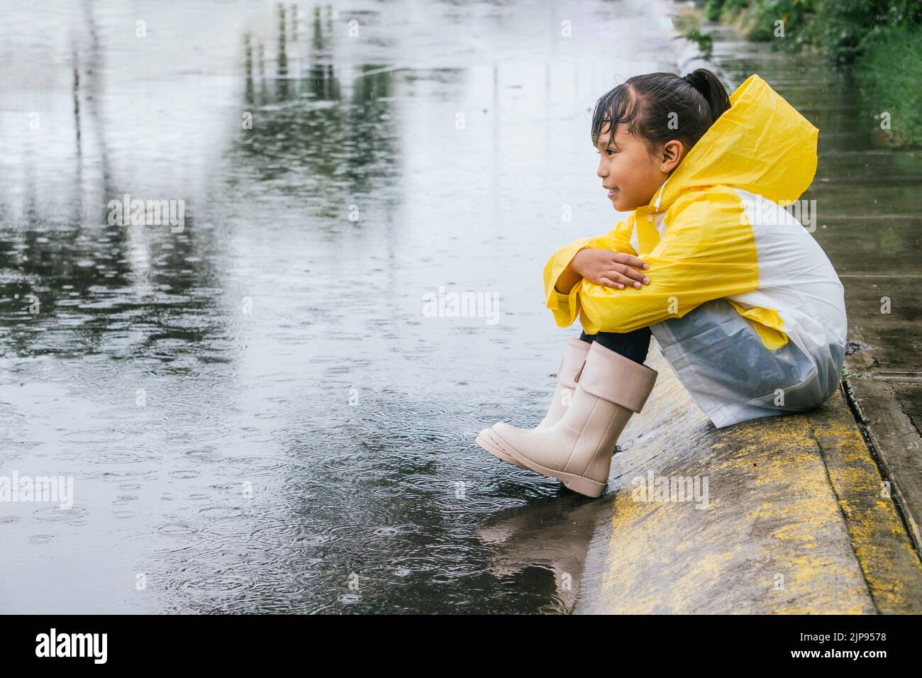 girl, puddle, rain weather, girls, puddles, rain weathers, rainy Stock ...