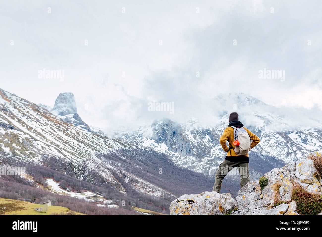 view, hike, hiker, views, hikes, hikers Stock Photo - Alamy