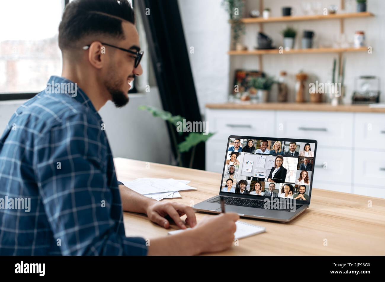 Webinar view hi-res stock photography and images - Alamy