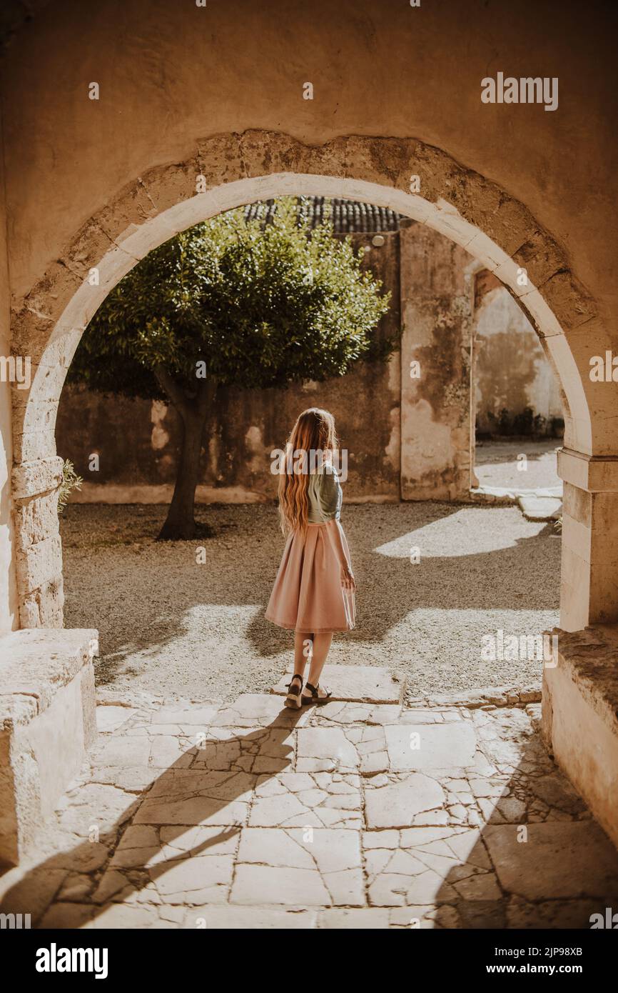 archway, old town, archways, old towns Stock Photo - Alamy