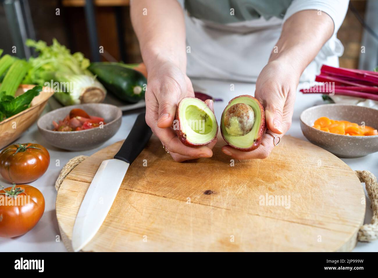 cooking, avocado, cutting, to cook, avocados Stock Photo - Alamy