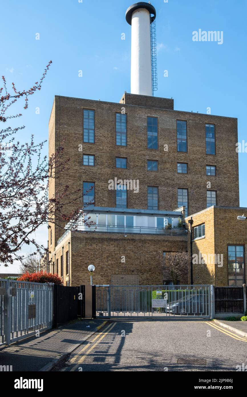 Rochford station hi-res stock photography and images - Alamy