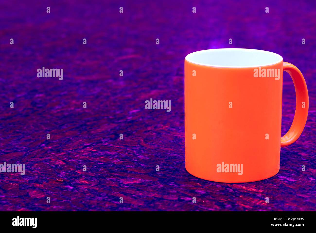 Spotted red cup hi-res stock photography and images - Alamy