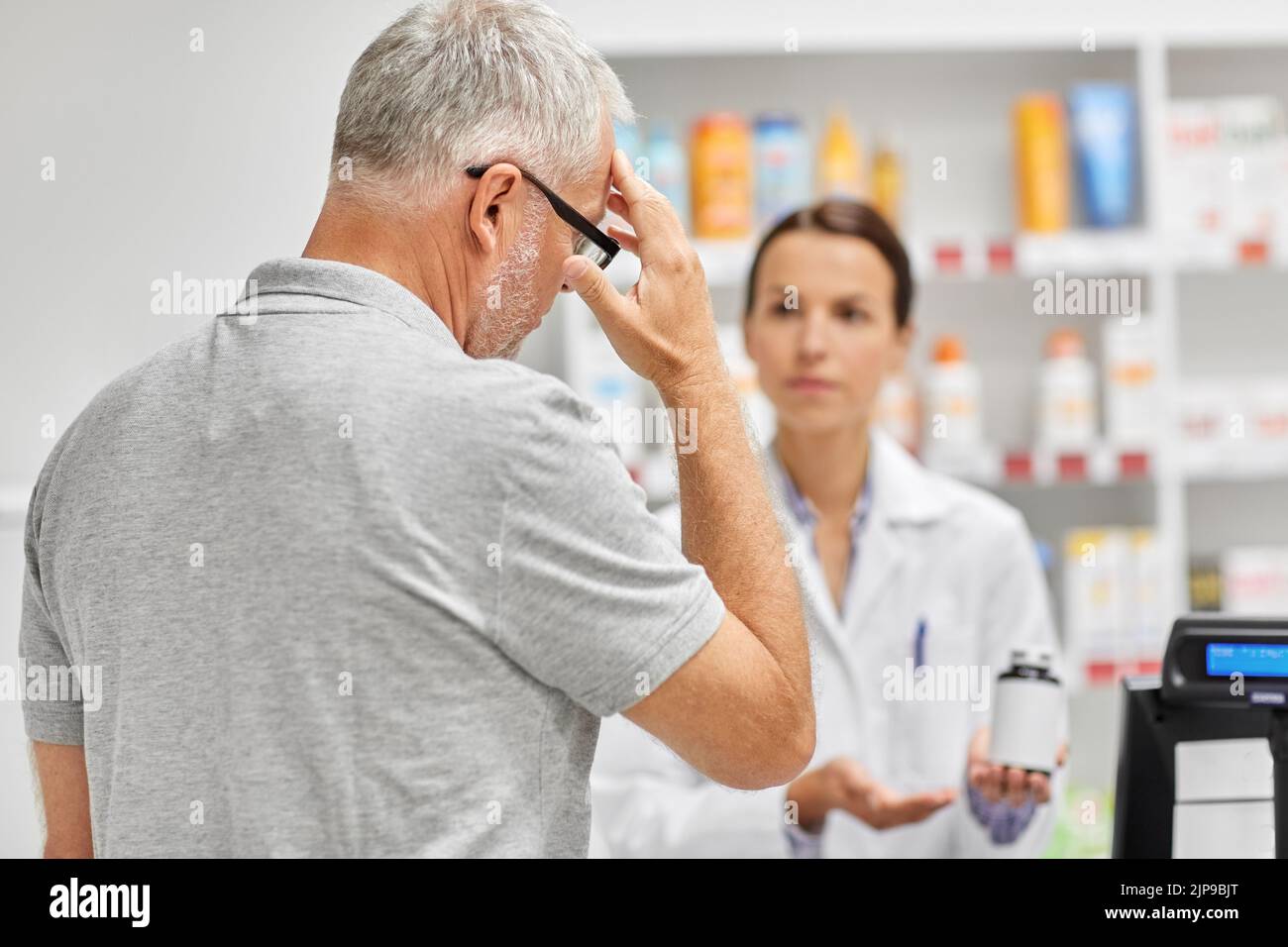 Old pharmacist hi-res stock photography and images - Alamy