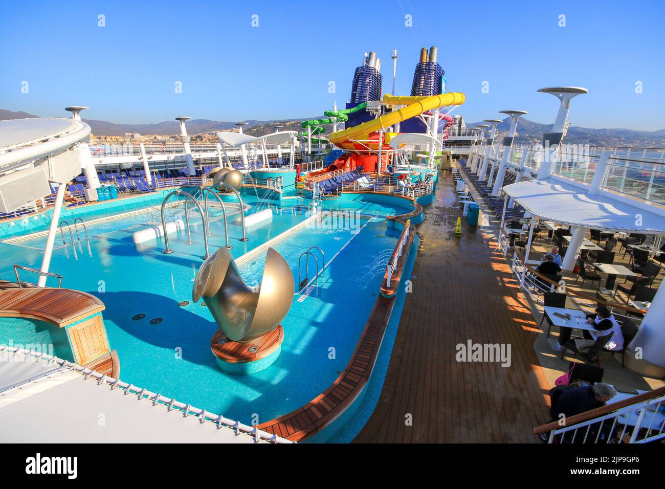 Cruise ship Norwegian Epic, Norwegian cruise line / NCL Stock Photo - Alamy