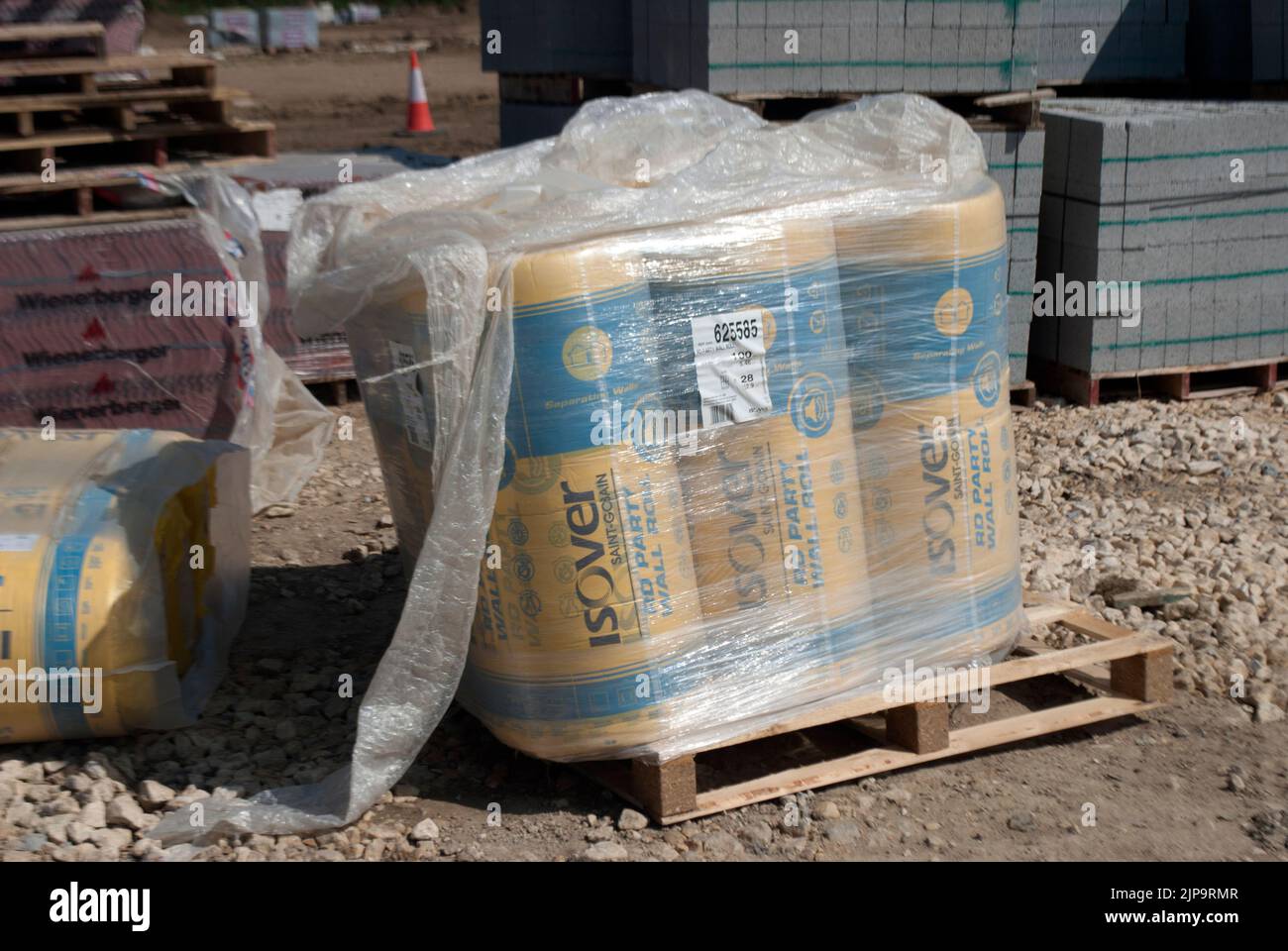 Building materials on a building site Stock Photo - Alamy