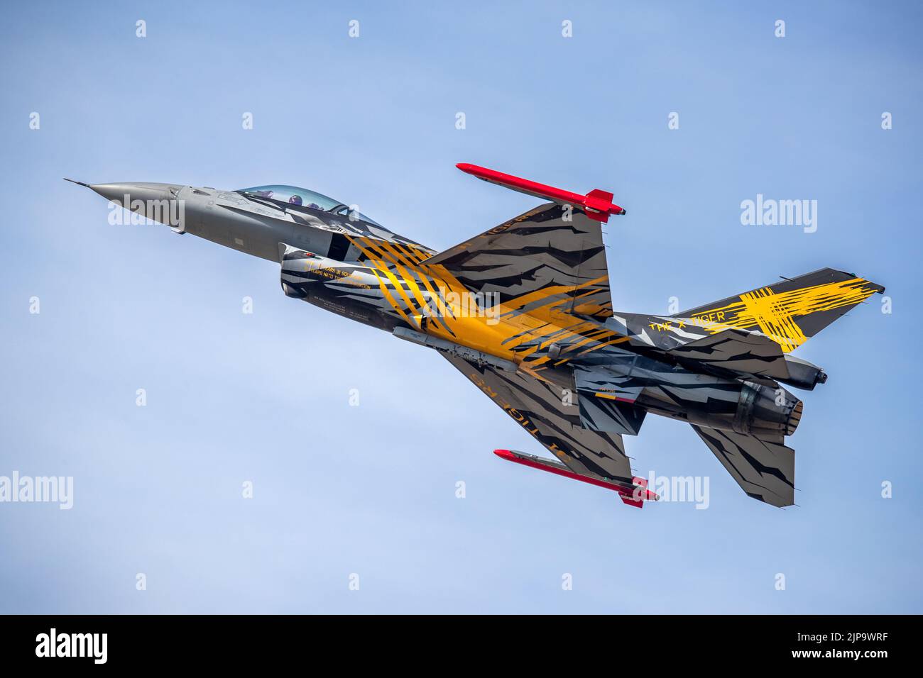 Belgian Air Component (BAC) F-16 Fighting Falcon airborne at the Royal ...
