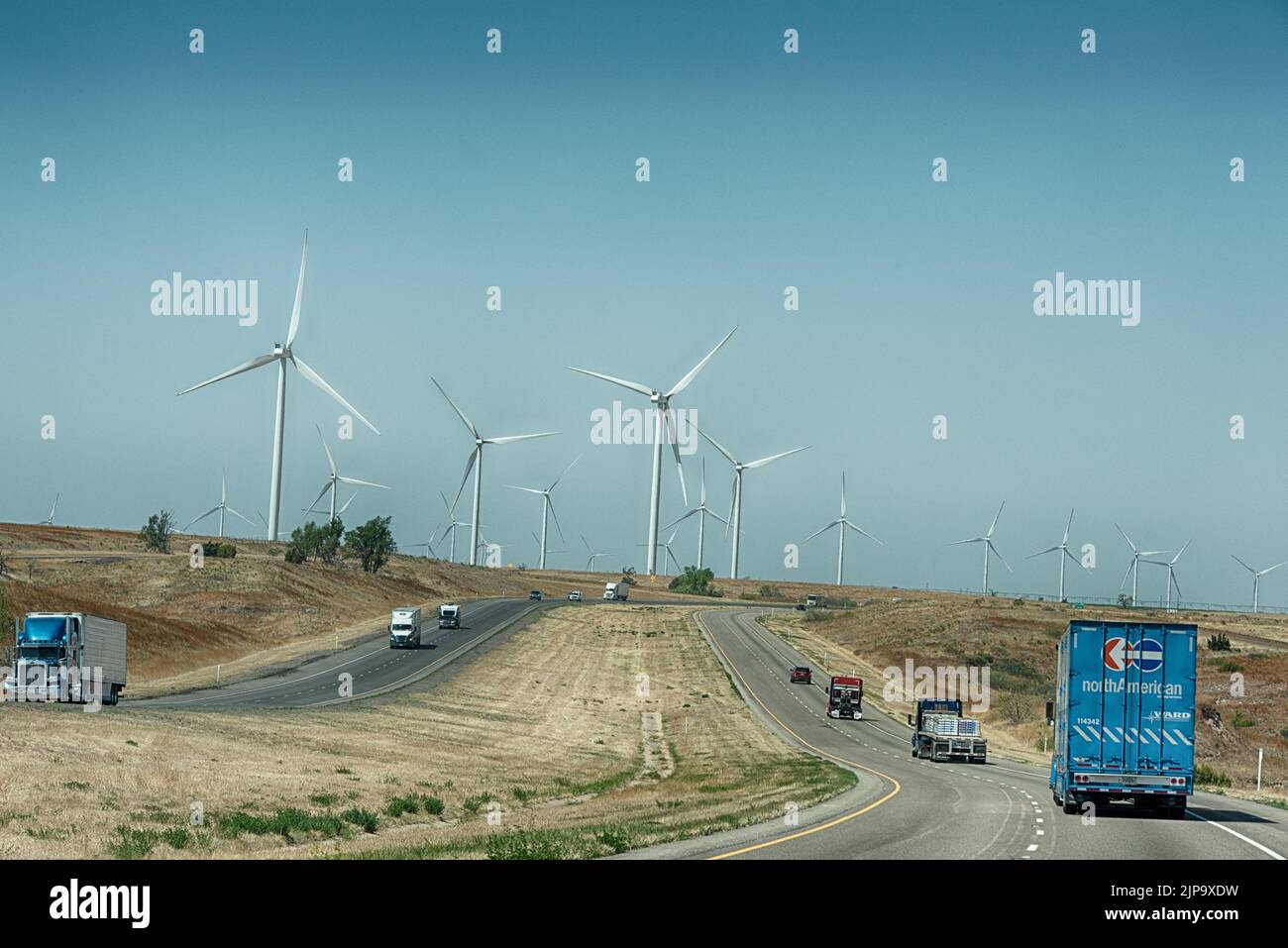 I-40 in Northern Texas. Wind turbines supplying electricity Stock Photo ...
