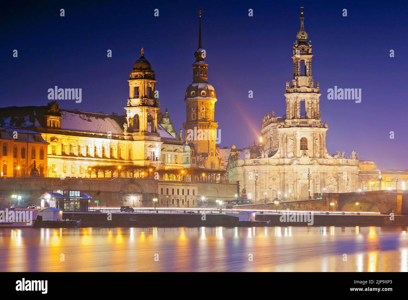 Dresden old town snow hi-res stock photography and images - Alamy