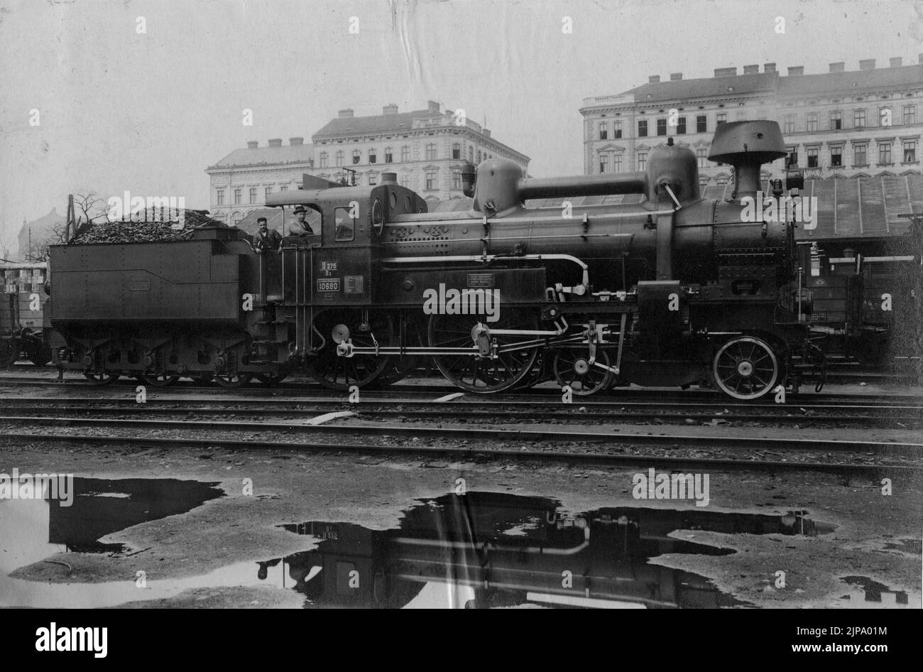 Treni e Tram - Locomotiva kkStB 180 era una locomotiva a vapore ...