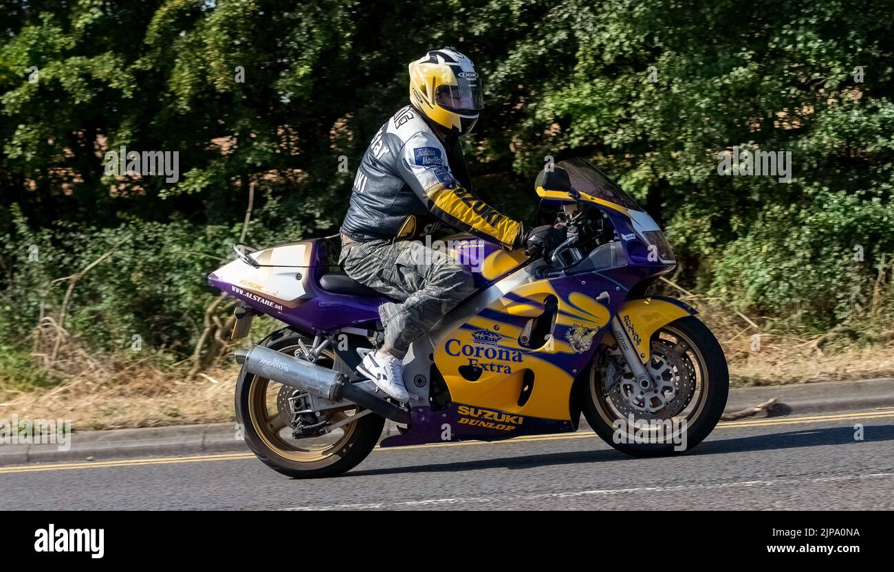 2000 Suzuki 600cc classic motorcycle in Corona Exra colours Stock Photo ...