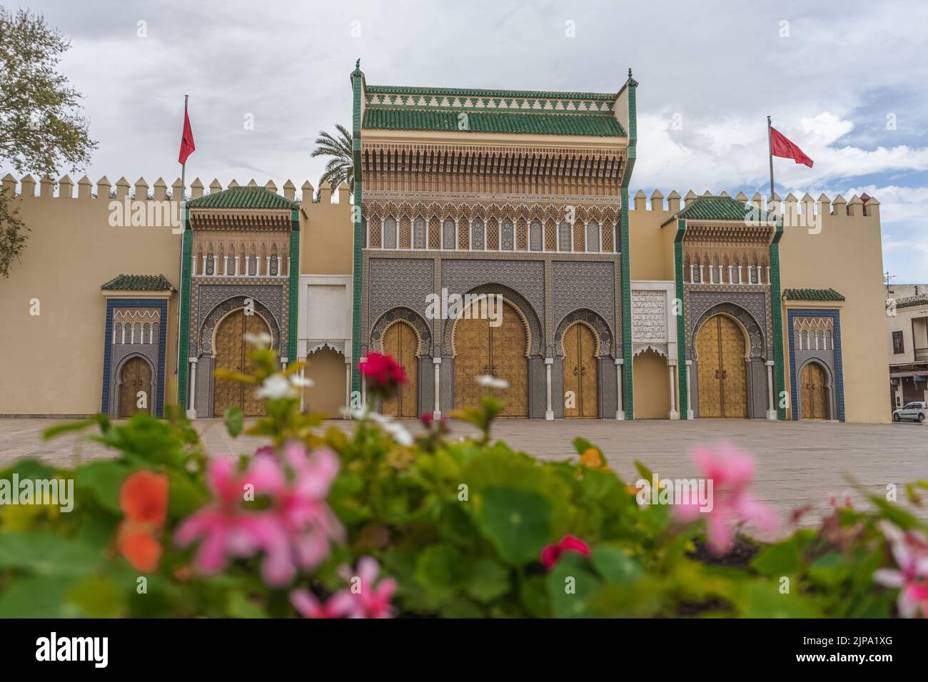 The royal palace in the old Medina of Fes Stock Photo - Alamy