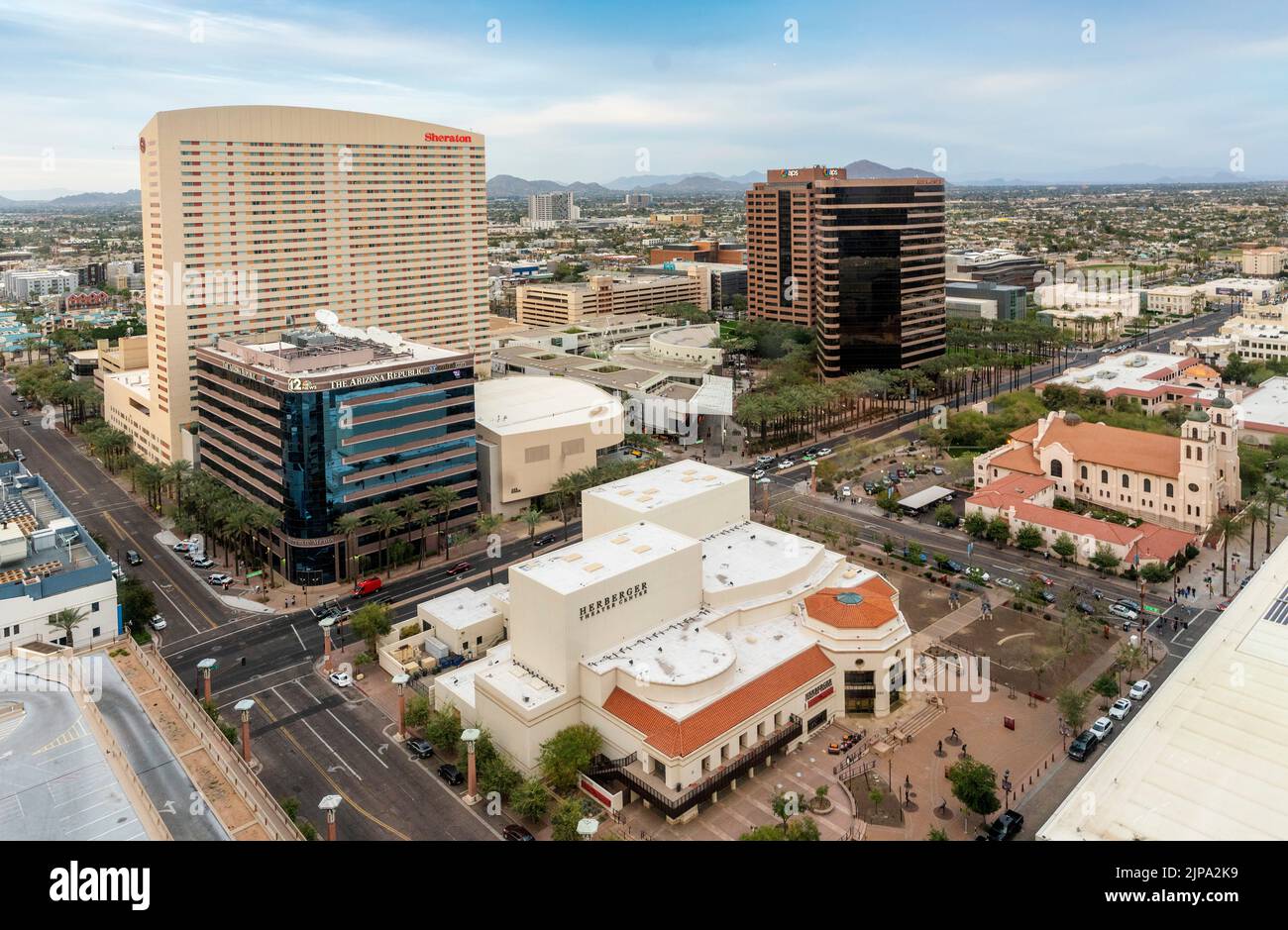 Phoenix center architecture hi-res stock photography and images - Alamy