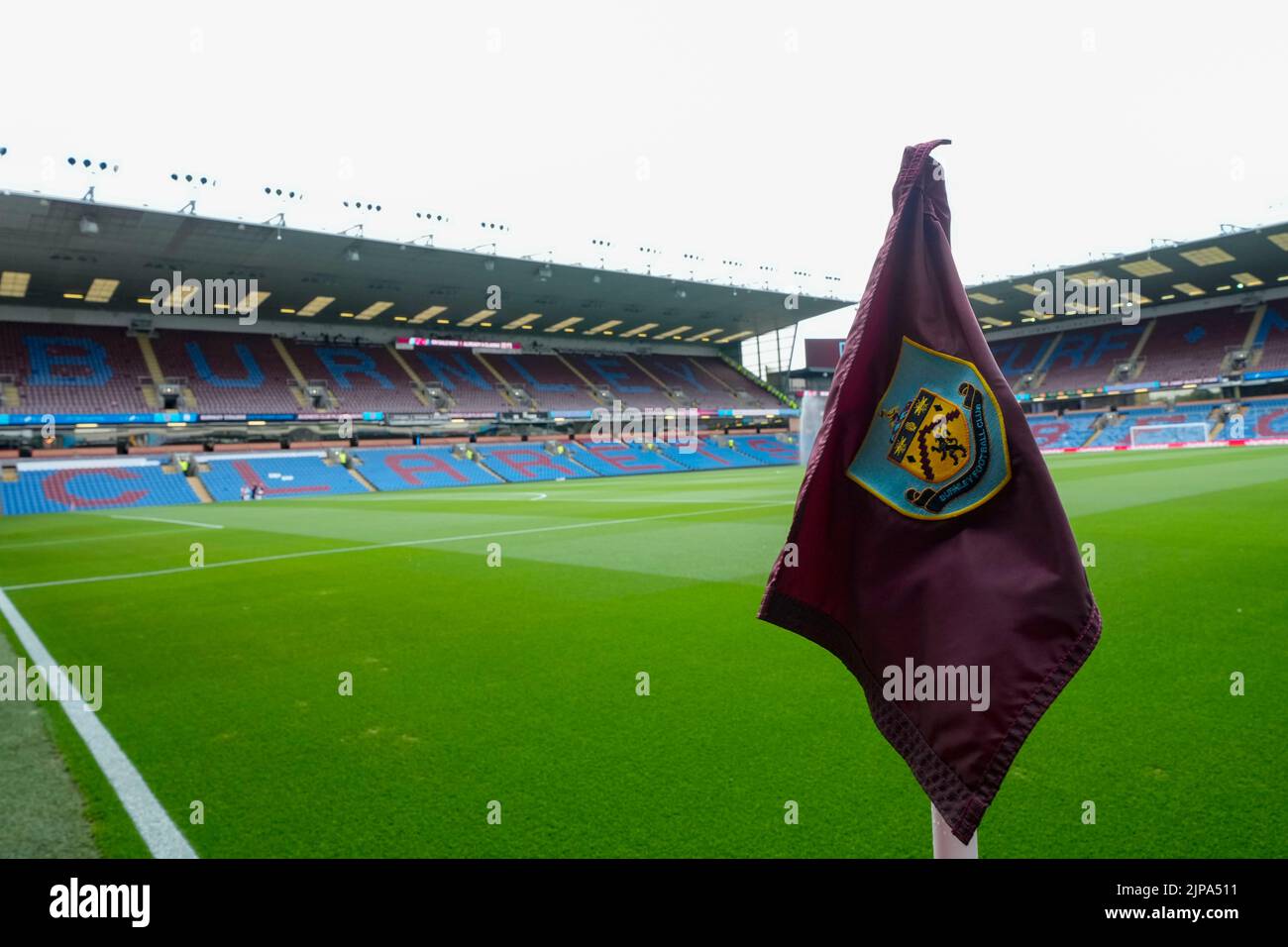 Turf moor stadium hi-res stock photography and images - Alamy