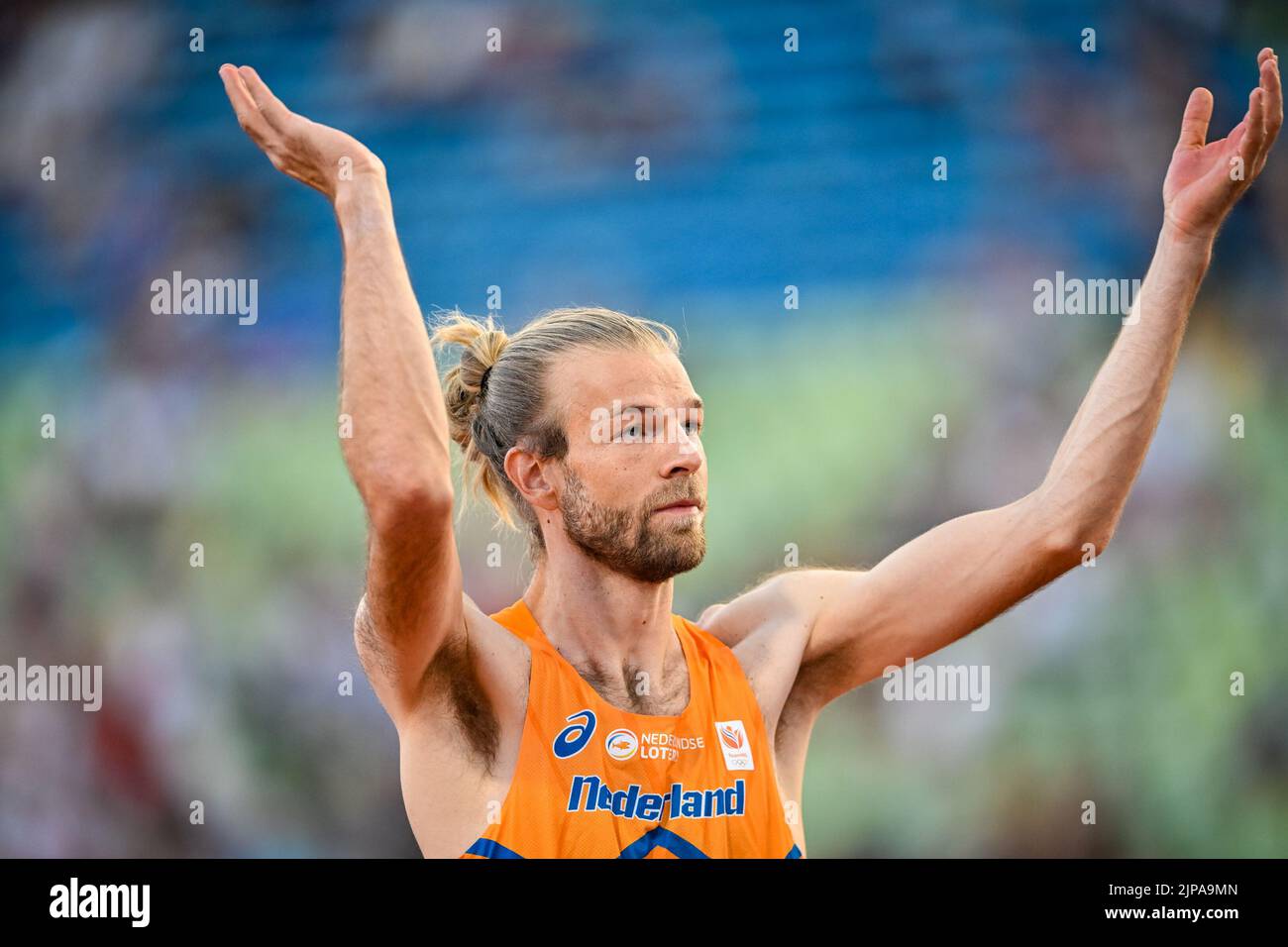 Mens high jump qualification group a hi-res stock photography and ...