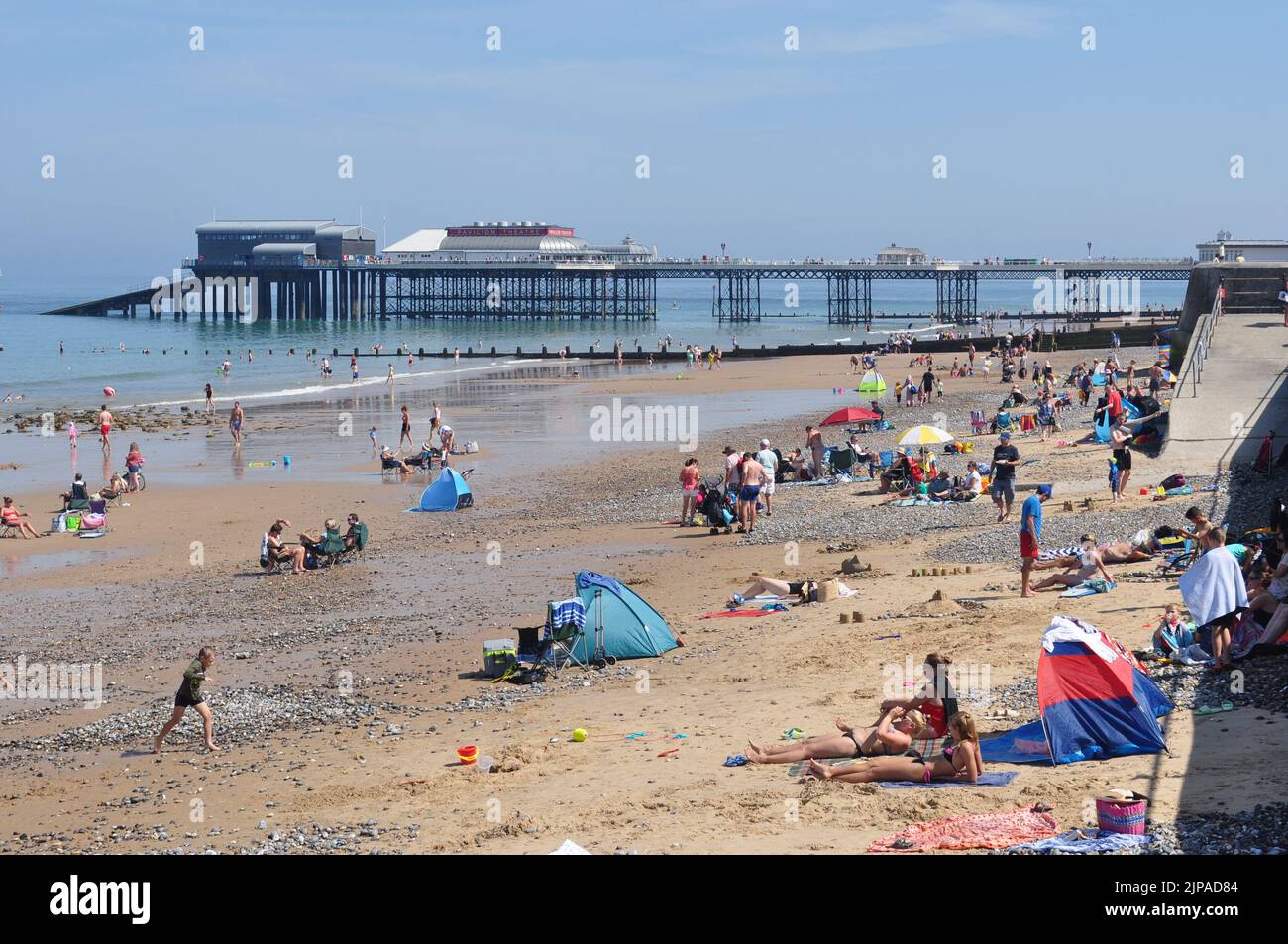 Cromer beach north norfolk hi-res stock photography and images - Alamy