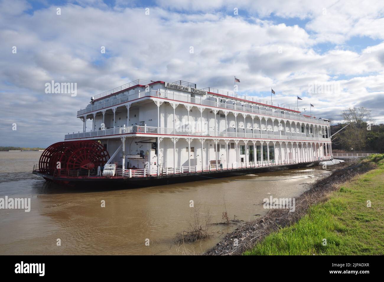 American Duchess paddle wheel river cruiser on the Mississippi River at ...