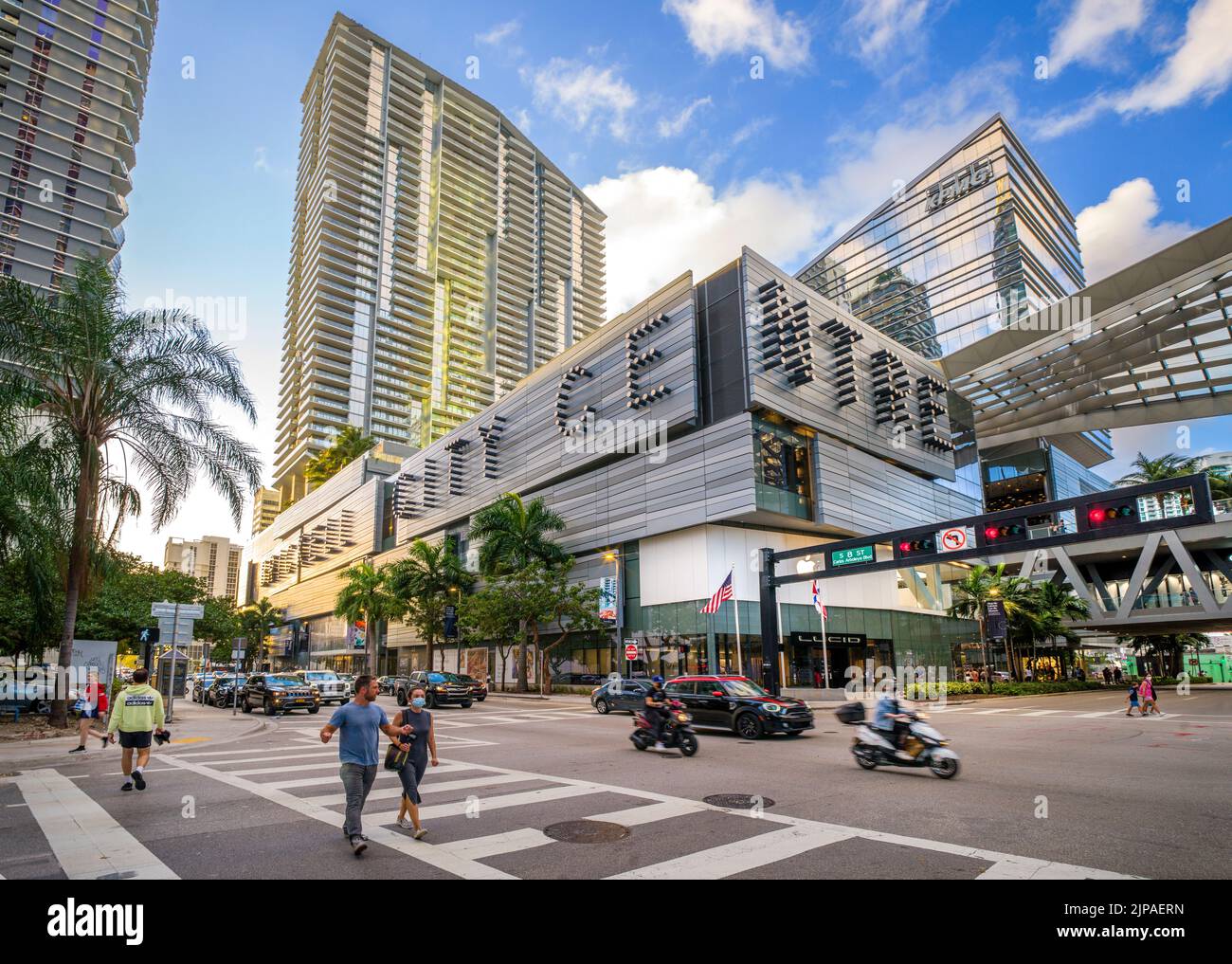 Brickell City Center Modern Shopping Mall and Business Complex in ...