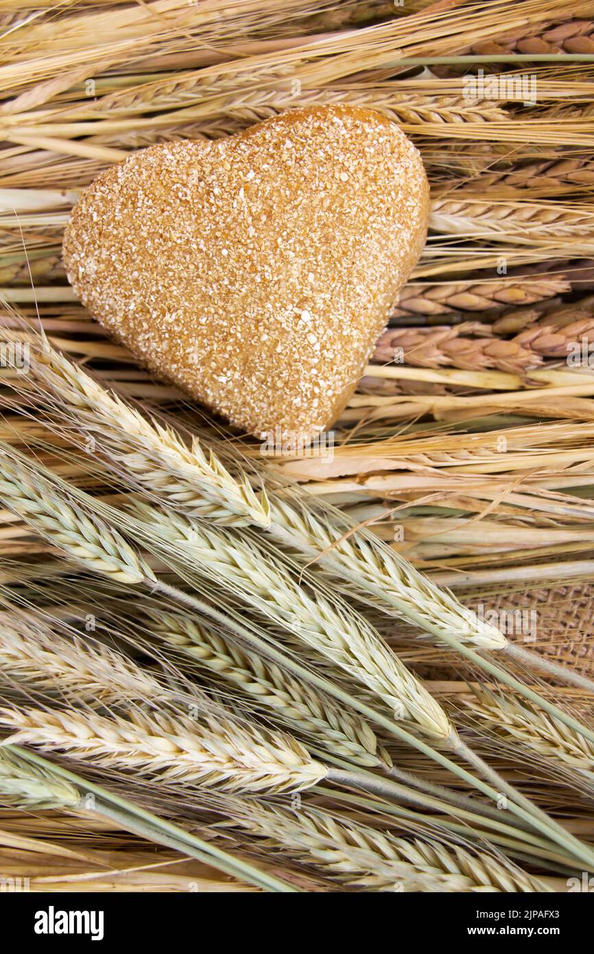 Wheat heart love valentine grain hi-res stock photography and images ...
