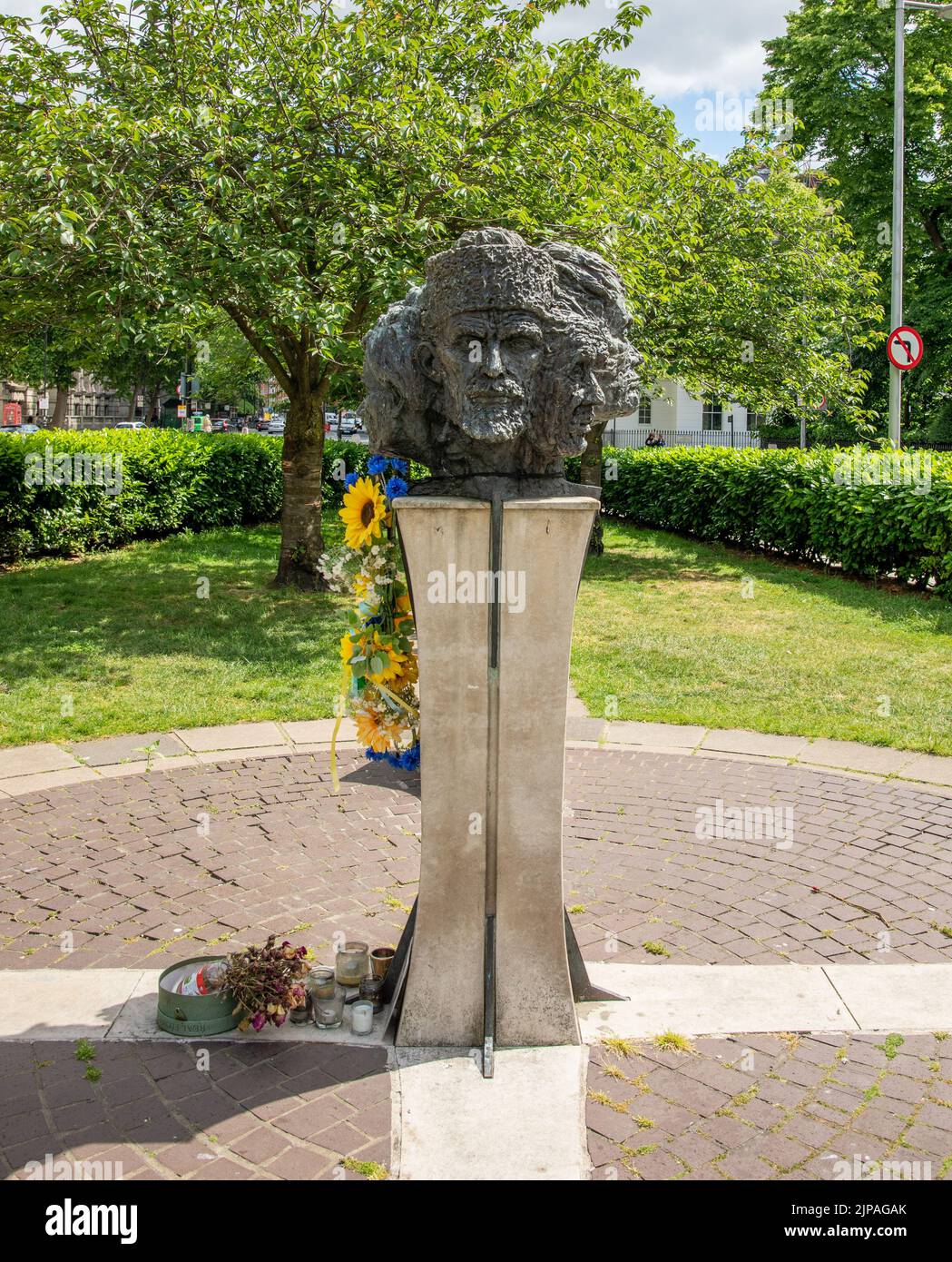 The Twelve Responses to Tragedy, Sculpture by Angela Conner in South ...