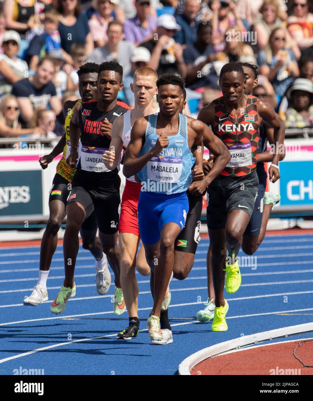 Tshepiso Masalela competing in the 800m heats at the Commonwealth Games ...
