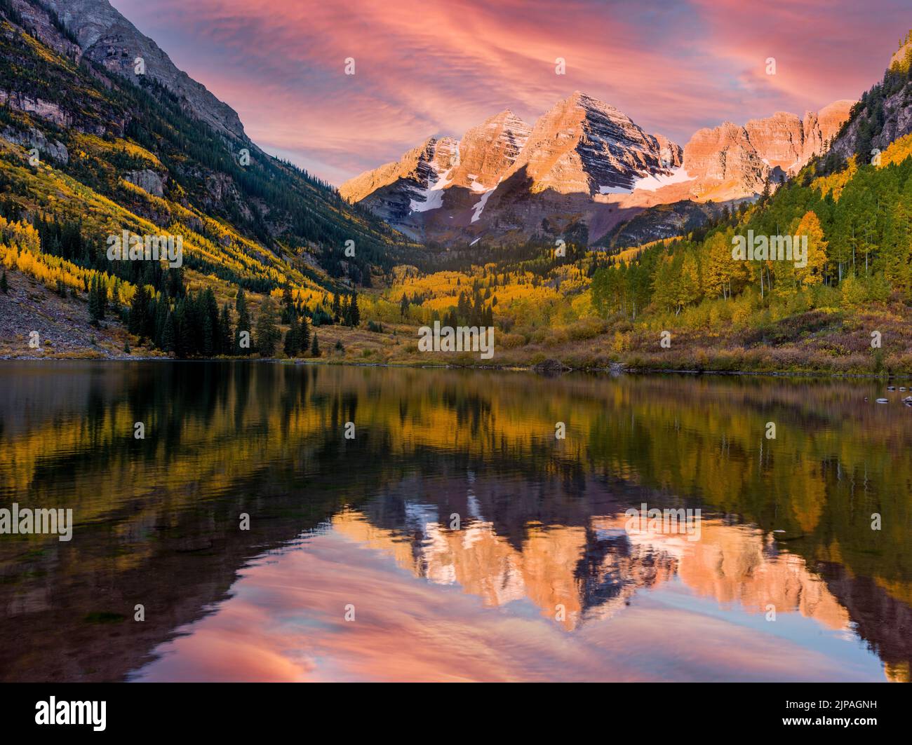 Maroon Bells in Fall with Fall Foliage Sunrise Aspen,Colorado,USA Stock ...
