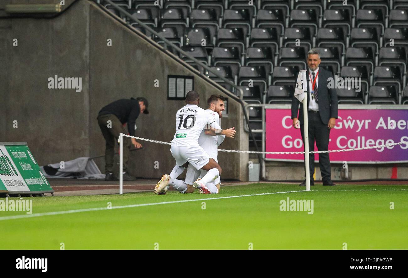 Ryan manning of swansea city hi-res stock photography and images - Alamy