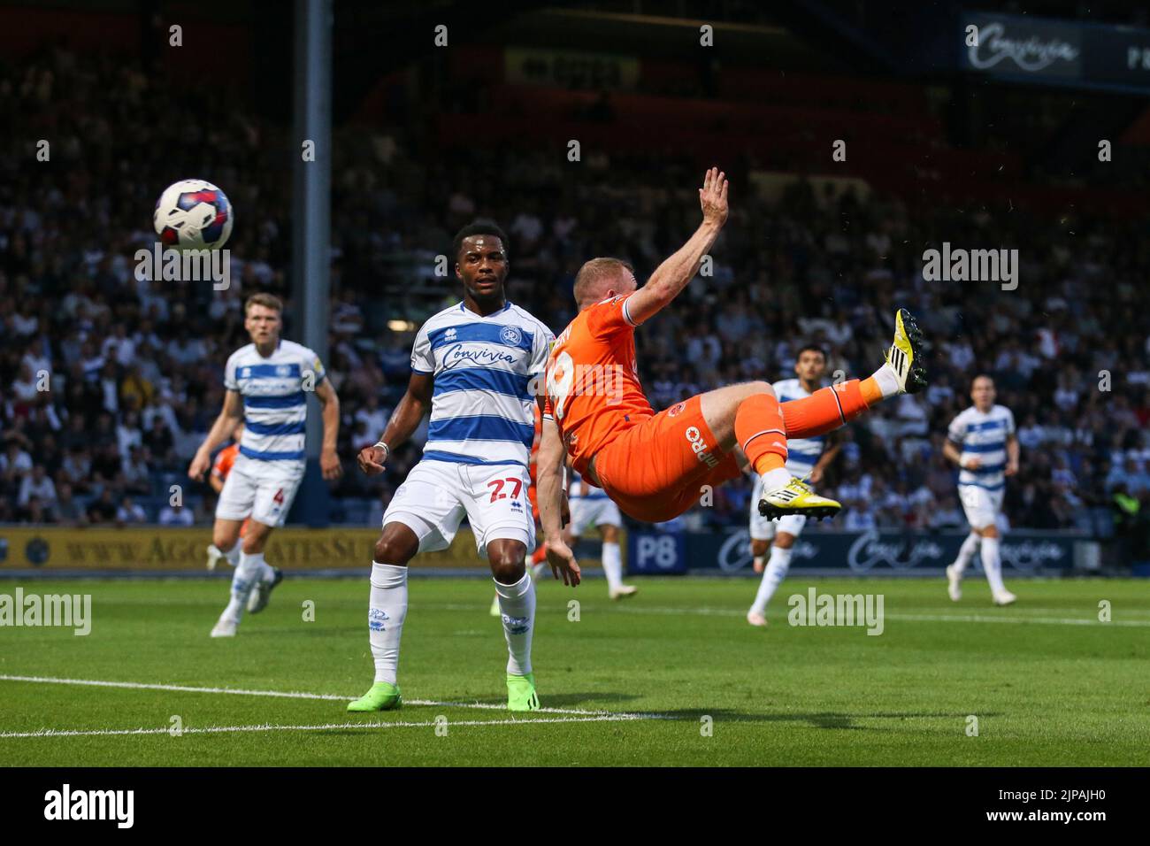 Sports images soccer overhead kick hi-res stock photography and images ...
