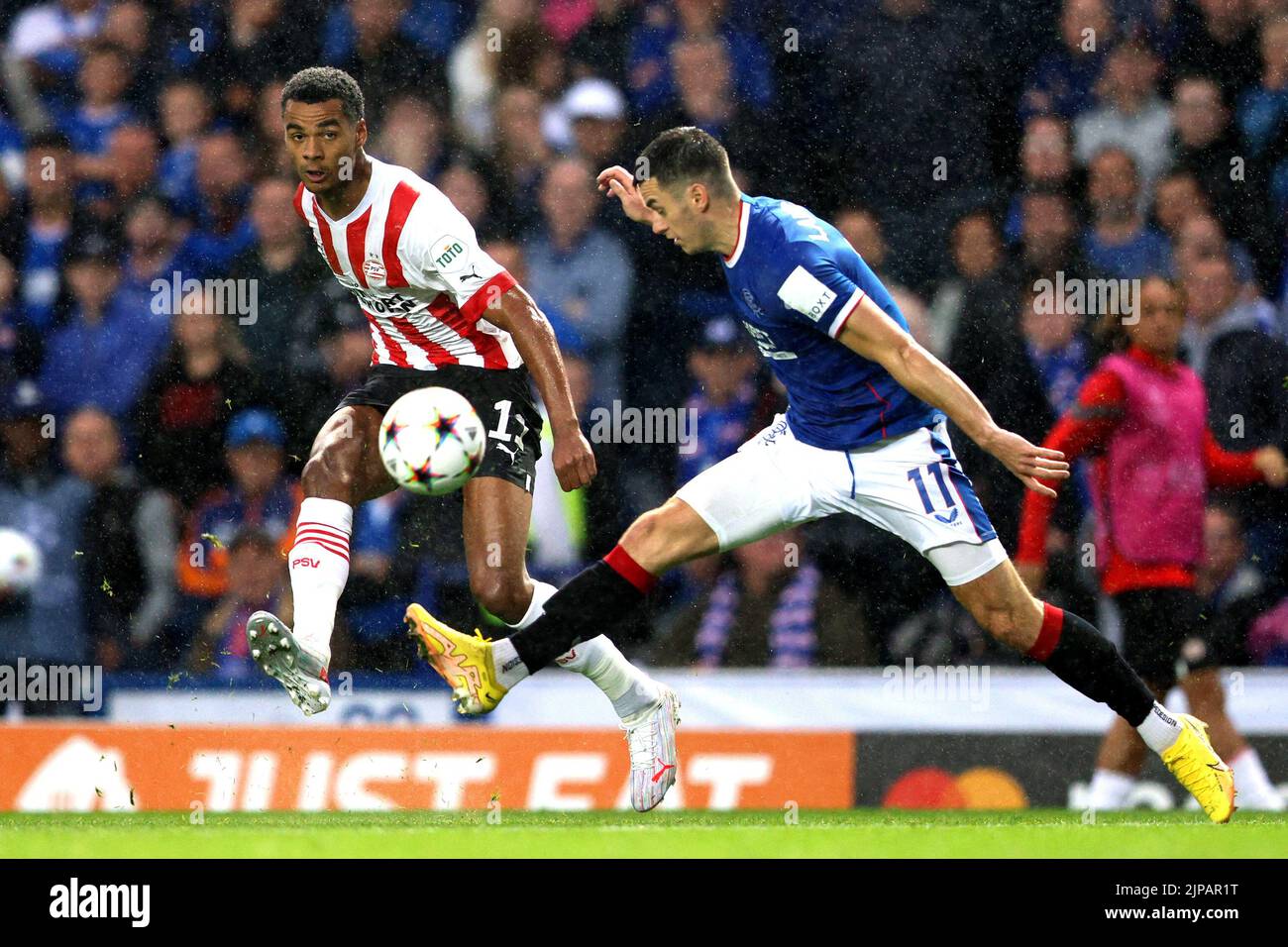 Lr robert thomas hi-res stock photography and images - Alamy