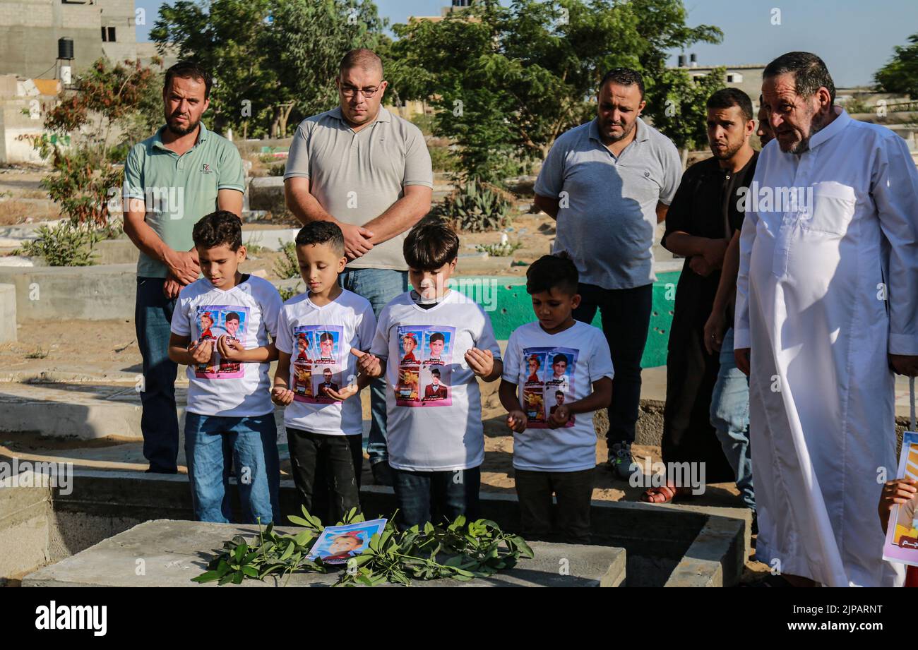 Children and relatives of the five Palestinian children from Najm ...