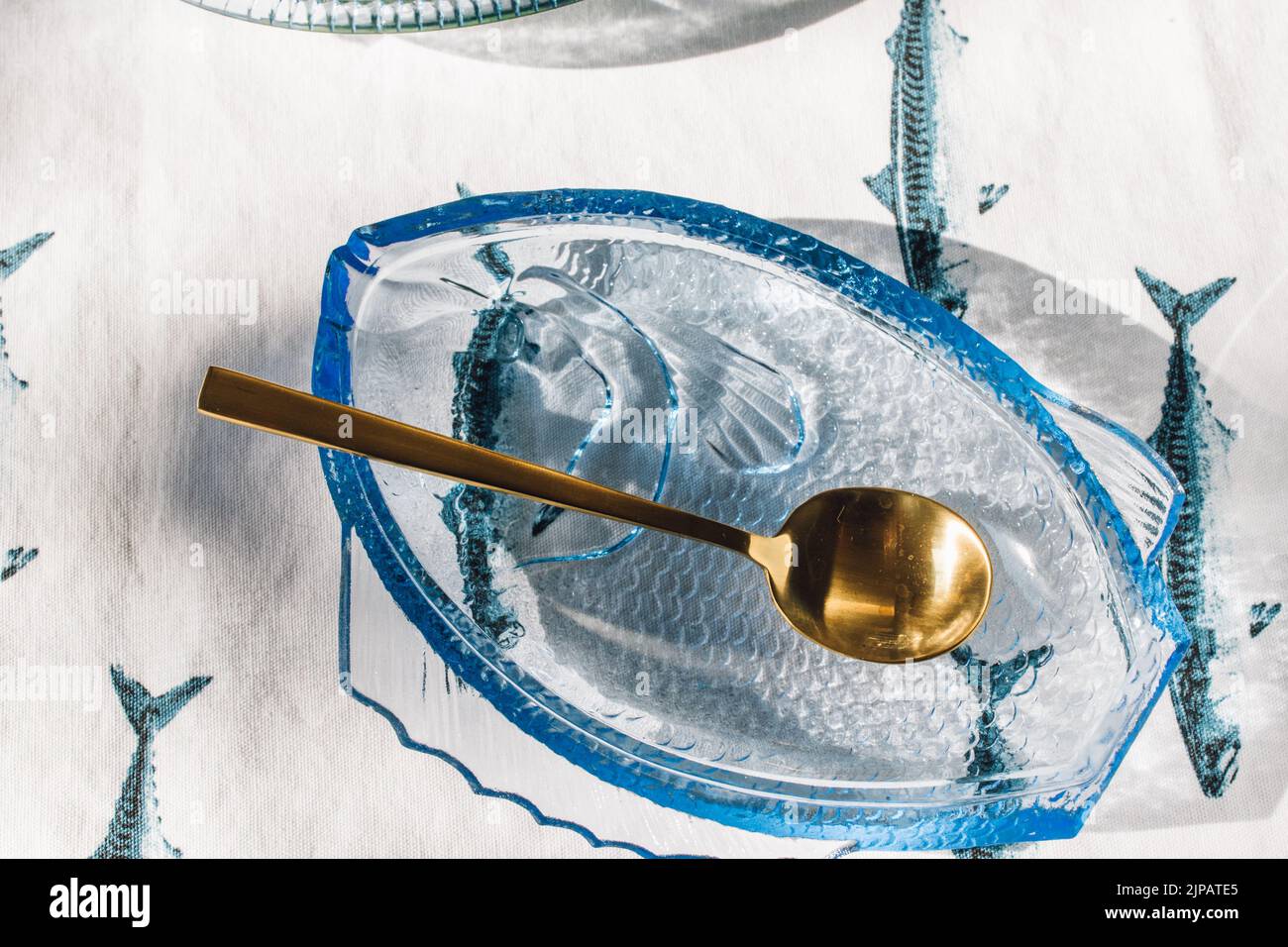 Blue fish hi-res stock photography and images - Alamy