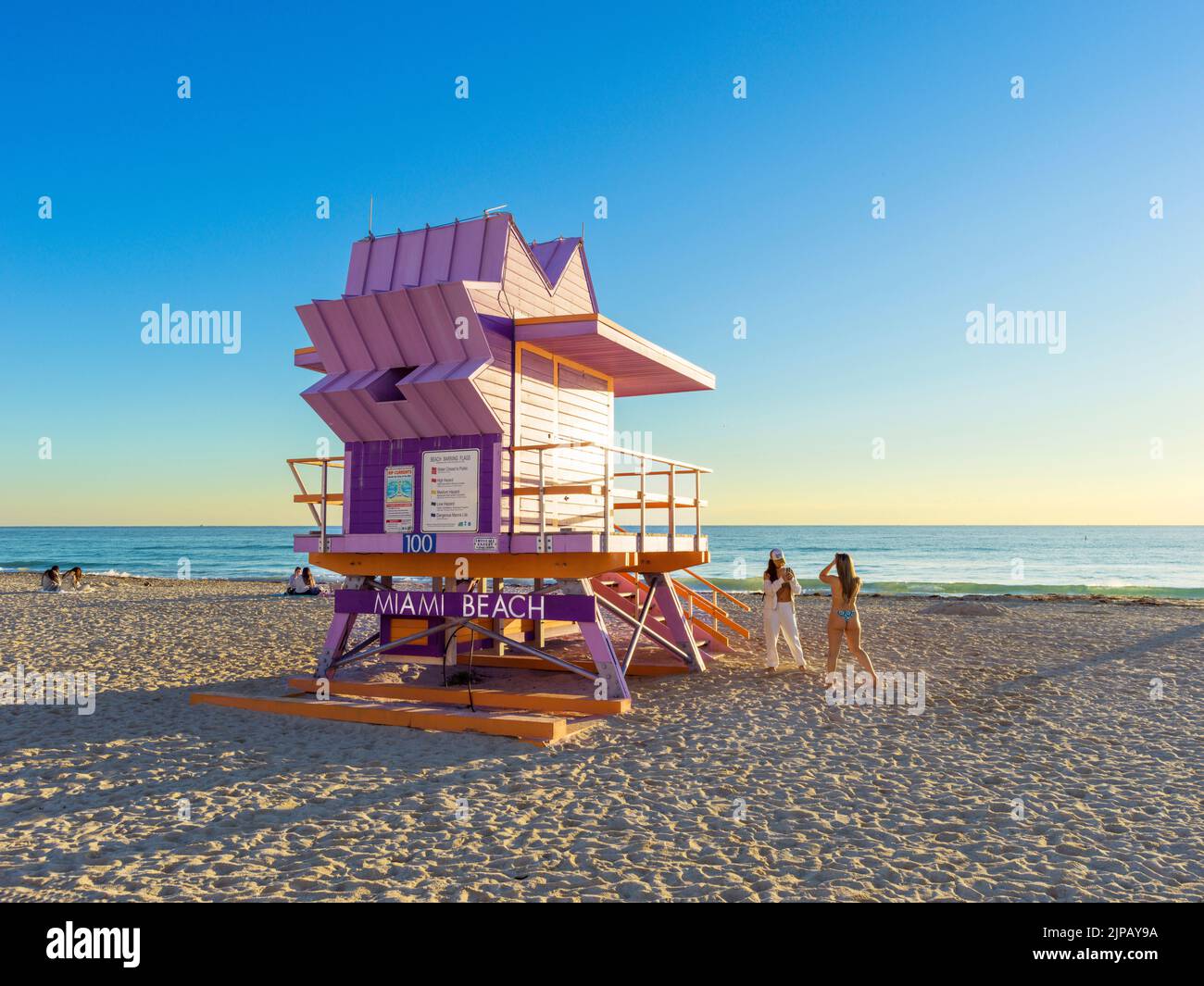 Girls taking selfies at the Beach, South Beach,Sunrise Miami Beach ...