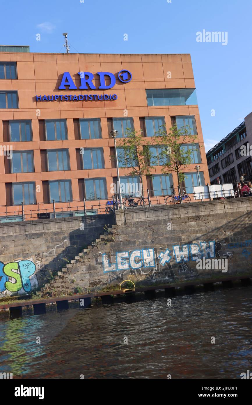 ARD Hauptstadtstudio am Spreeufer, Deutschland, Berlin Stock Photo - Alamy
