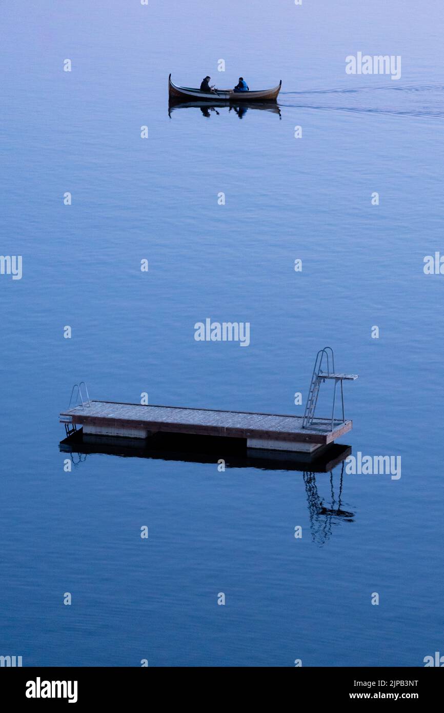 Two people rowing hi-res stock photography and images - Alamy