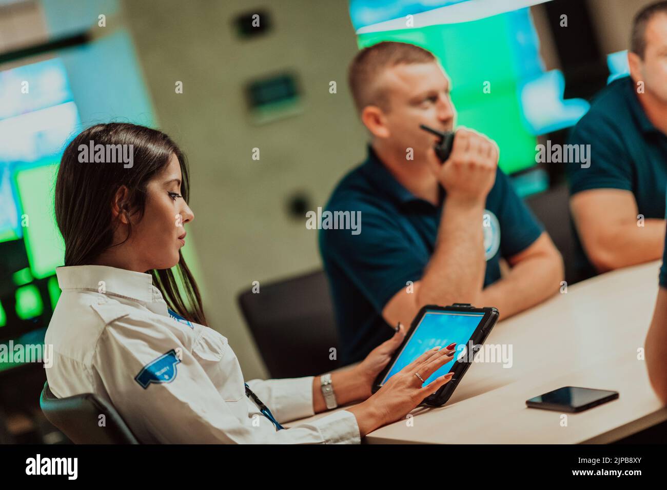 Man surrounded by screens hi-res stock photography and images - Alamy