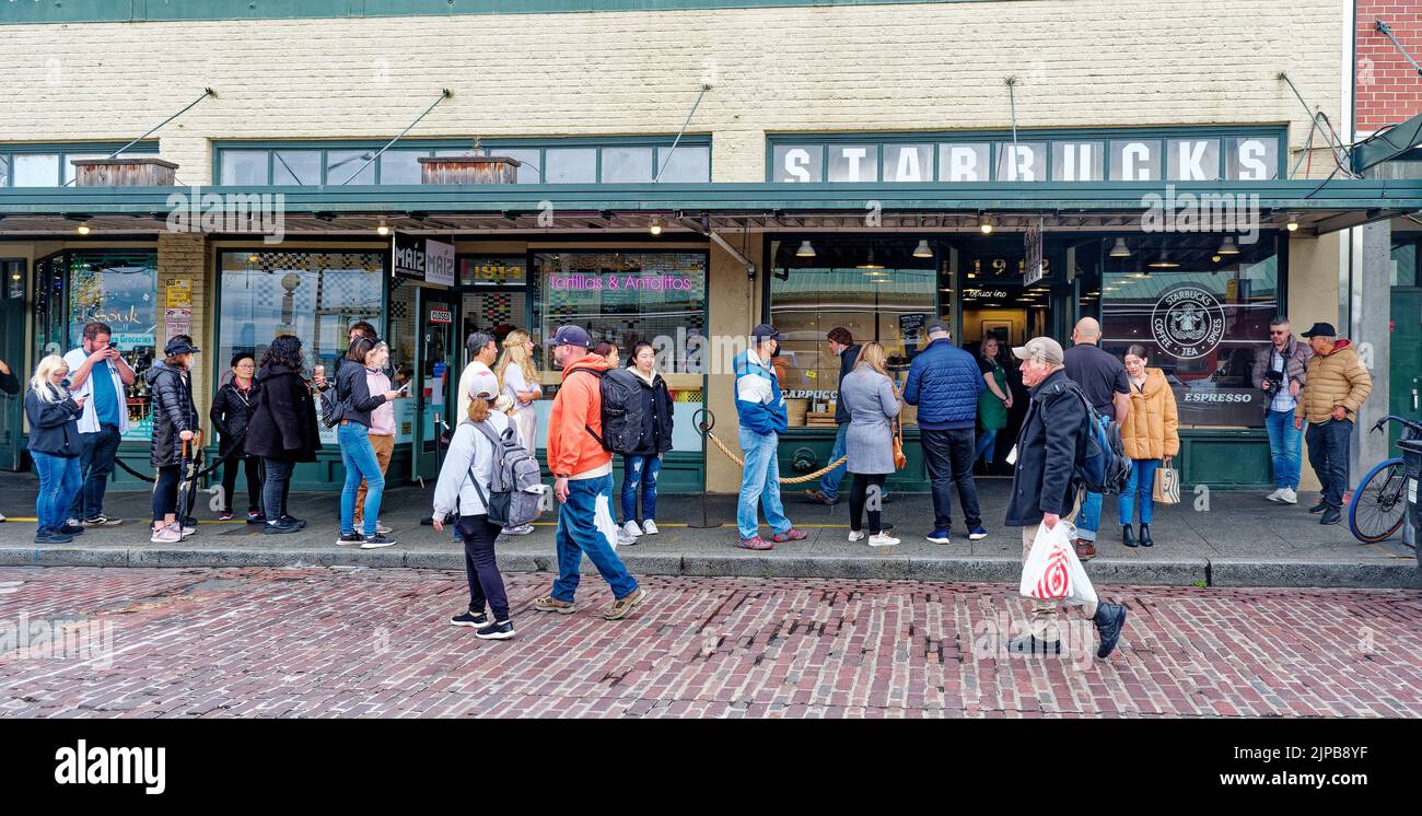Original Starbucks at Pike Place Market Stock Photo - Alamy