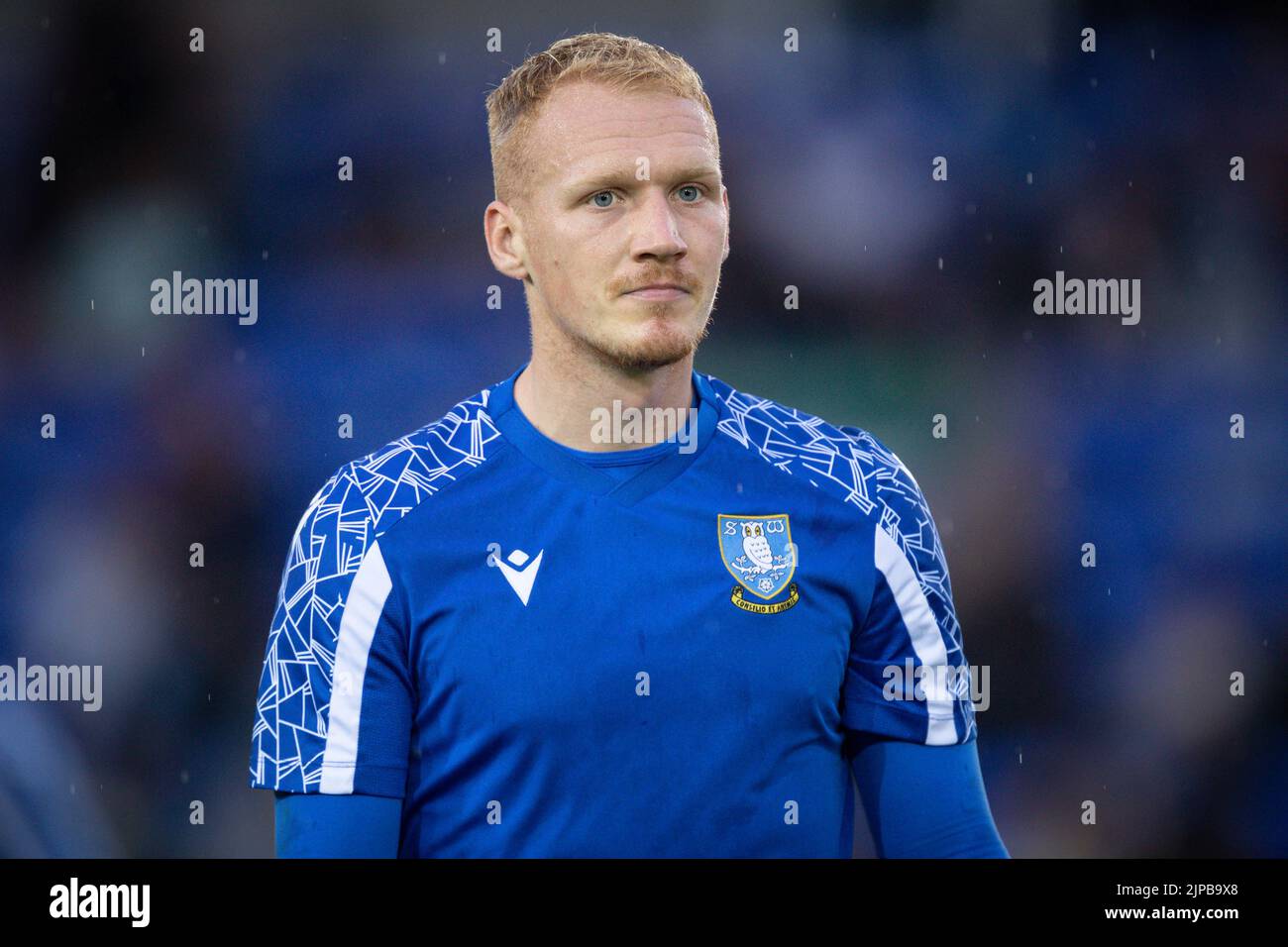 Cameron Dawson #25 of Sheffield Wednesday during the pre match warm up ...