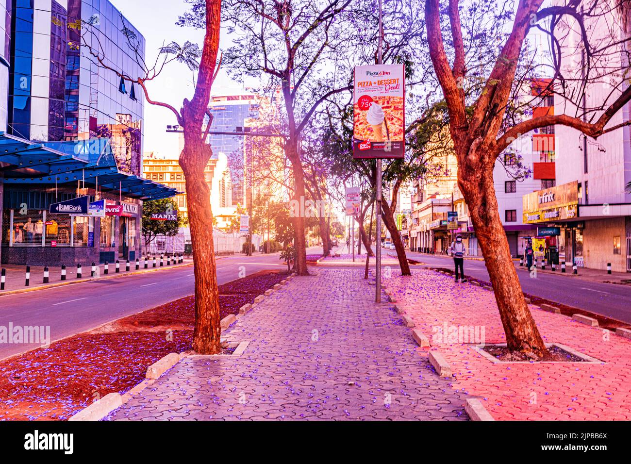 Kenya's Capital City Nairobi City County Streets Path Roads Tarmac ...