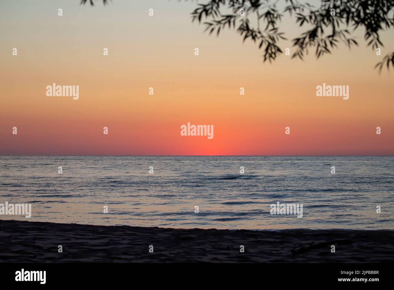 Sunrise over lakes surface hi-res stock photography and images - Alamy