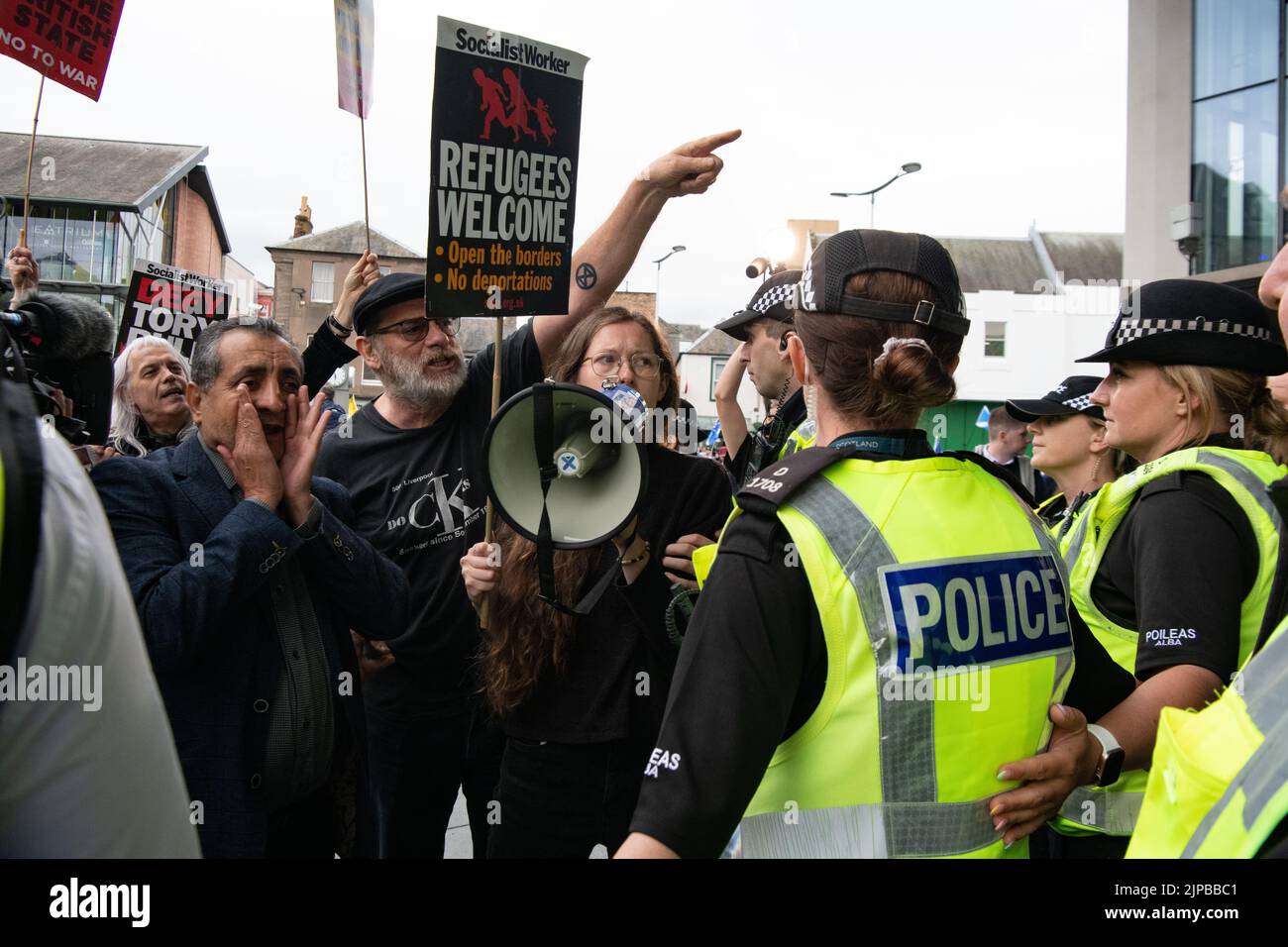 Perth Concert Hall, Perth, Scotland, UK. 16th Aug, 2022. protesters ...