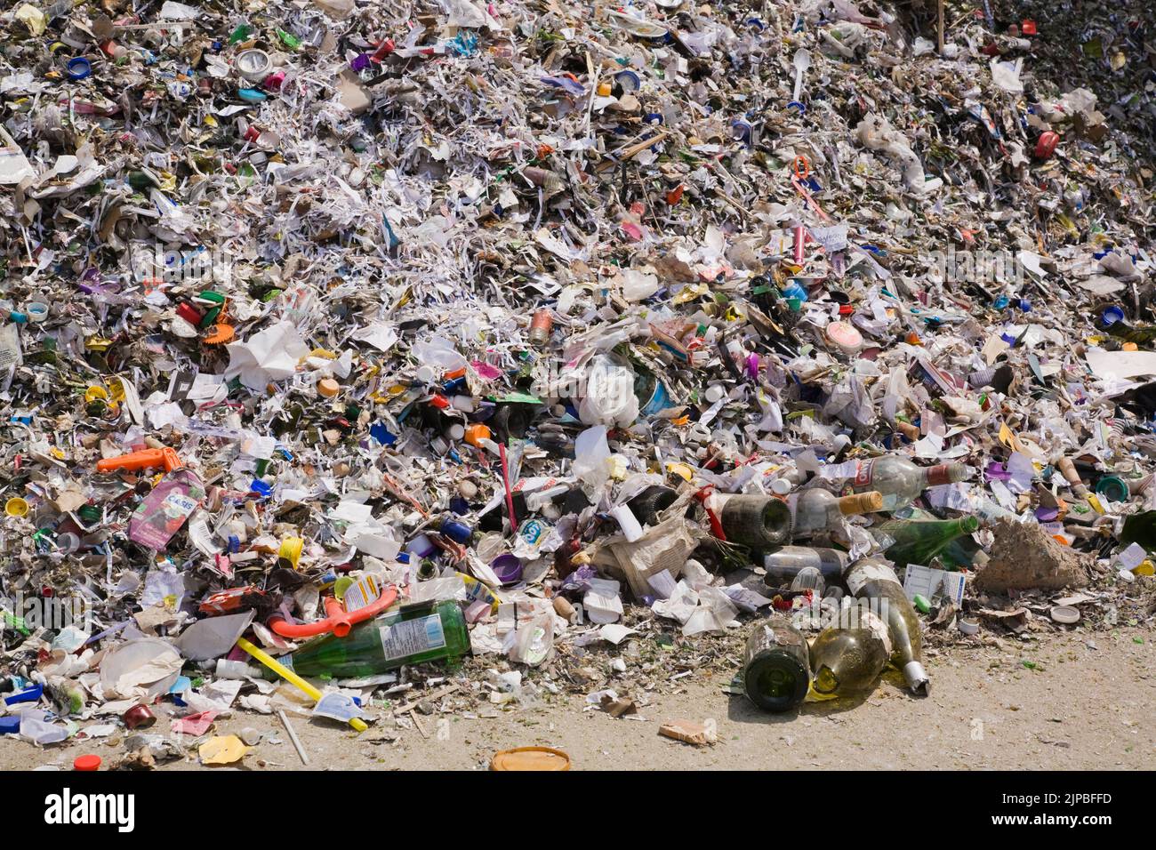 Sorting centre hi-res stock photography and images - Alamy