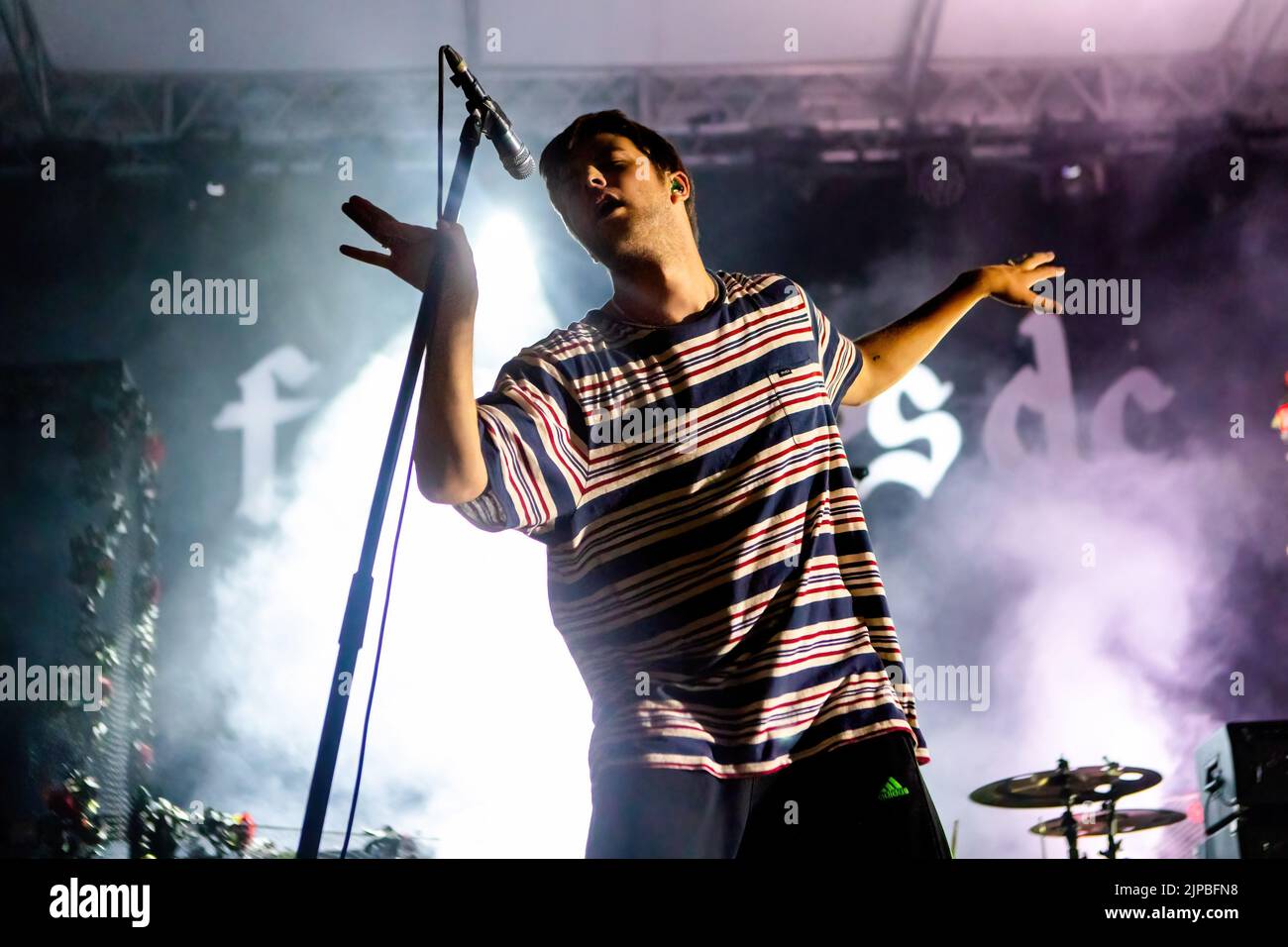 Fontaines band hi-res stock photography and images - Alamy