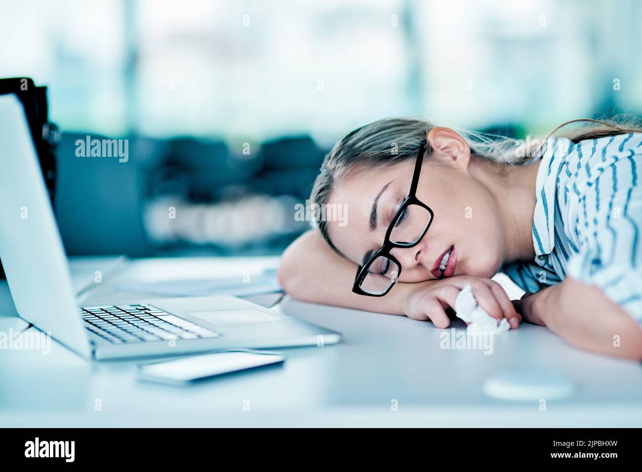 Sleeping at work office hi-res stock photography and images - Alamy